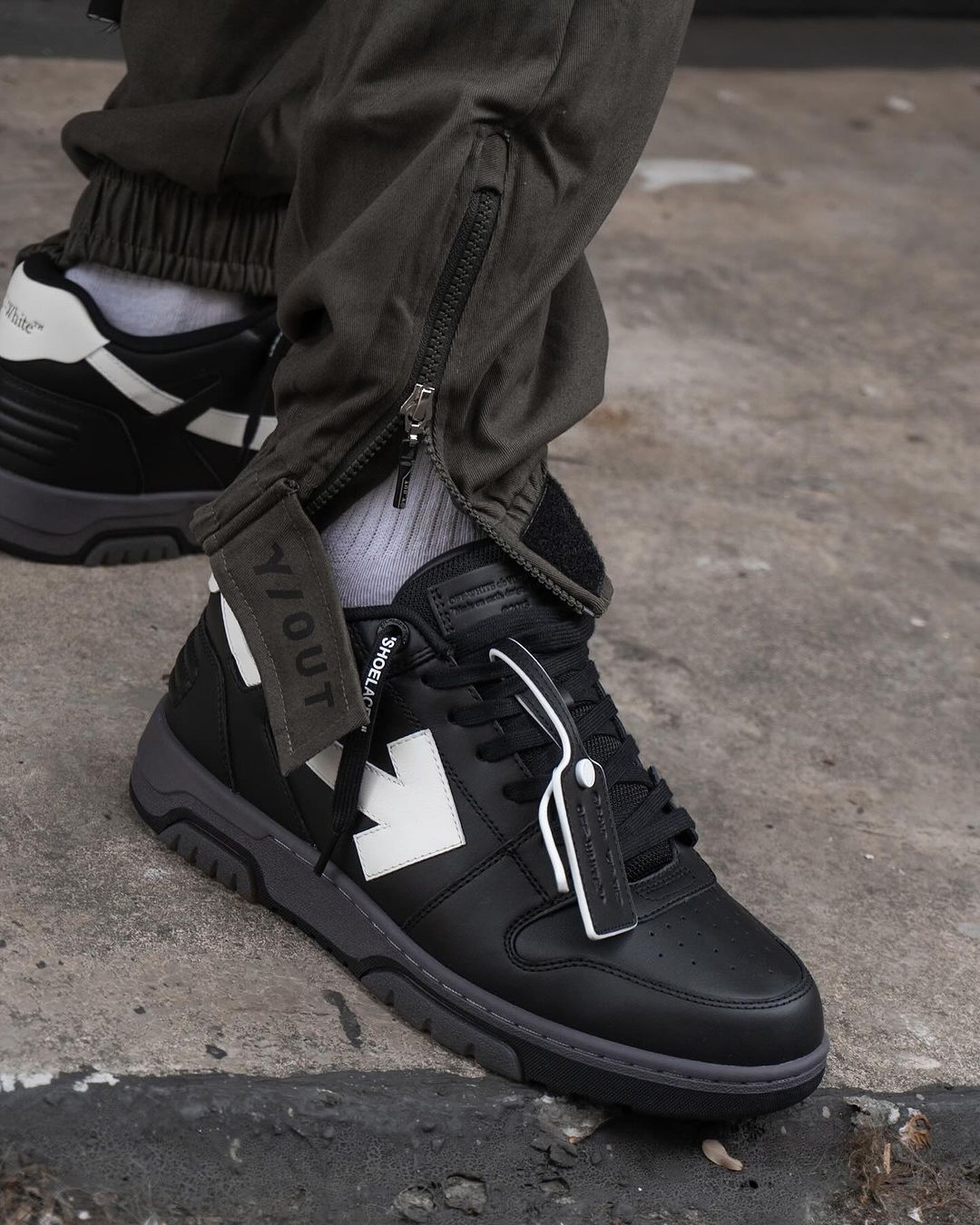 Off-White™: La Evolución del Lujo Urbano – Superiority